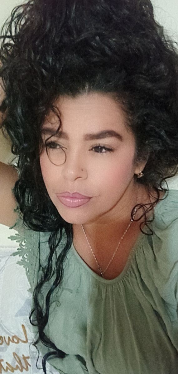Female Profile And Live Cam Show Skyprivate