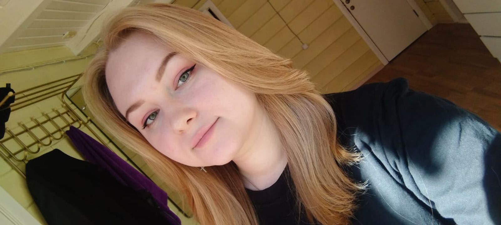 Suee ️ Live Cams | Skype, Teams, Discord & Telegram