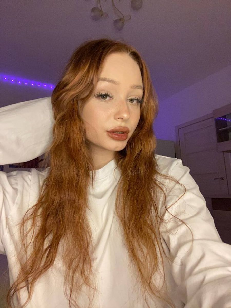 Prettyyy_selena ️ Live Cams | Teams, Discord & Telegram