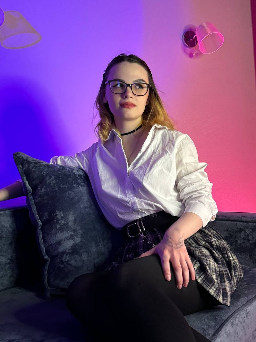 Couple Profile & Live Cam Show pvt.sexy