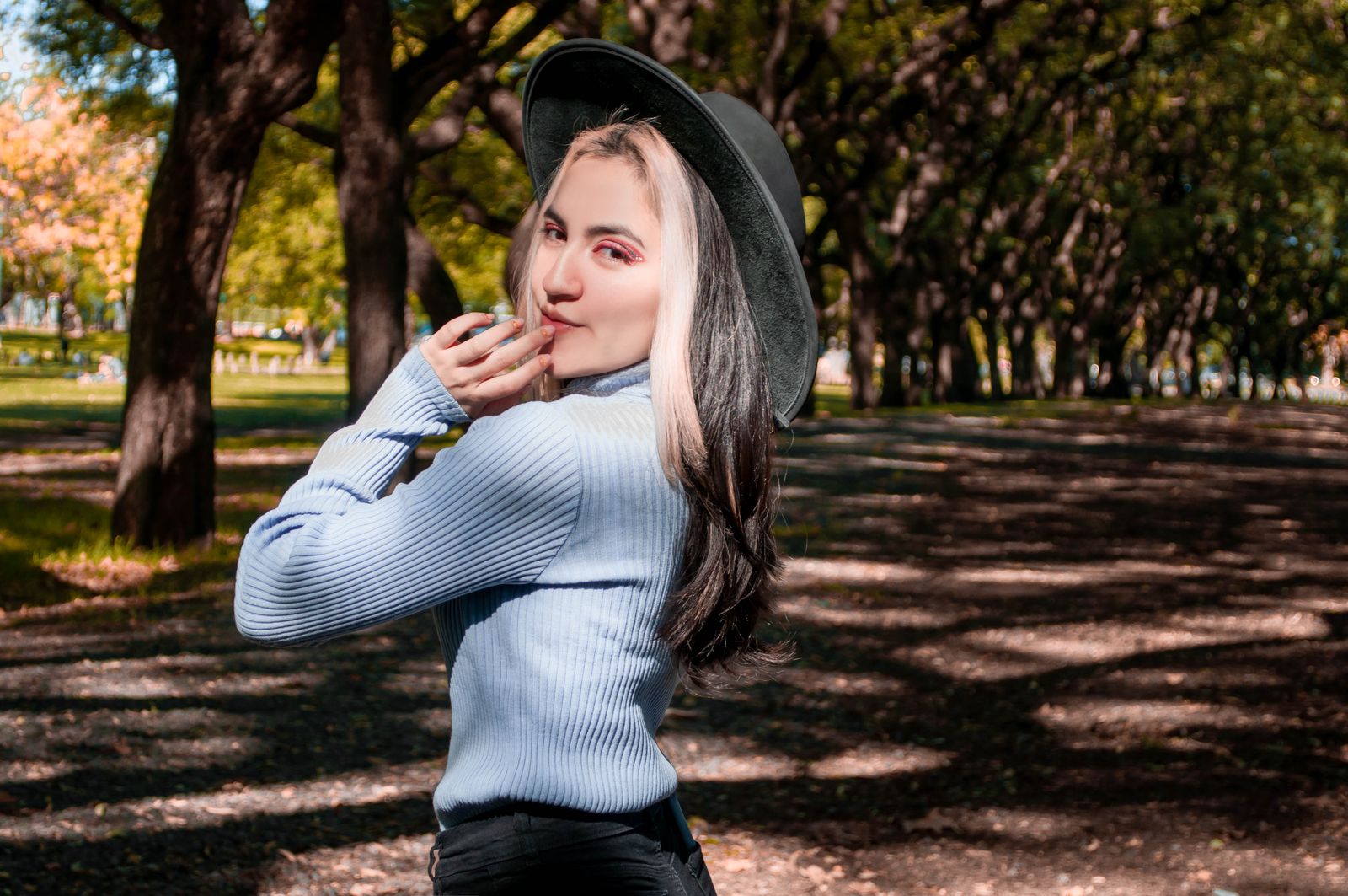 Female Profile & Live Cam Show SkyPrivate