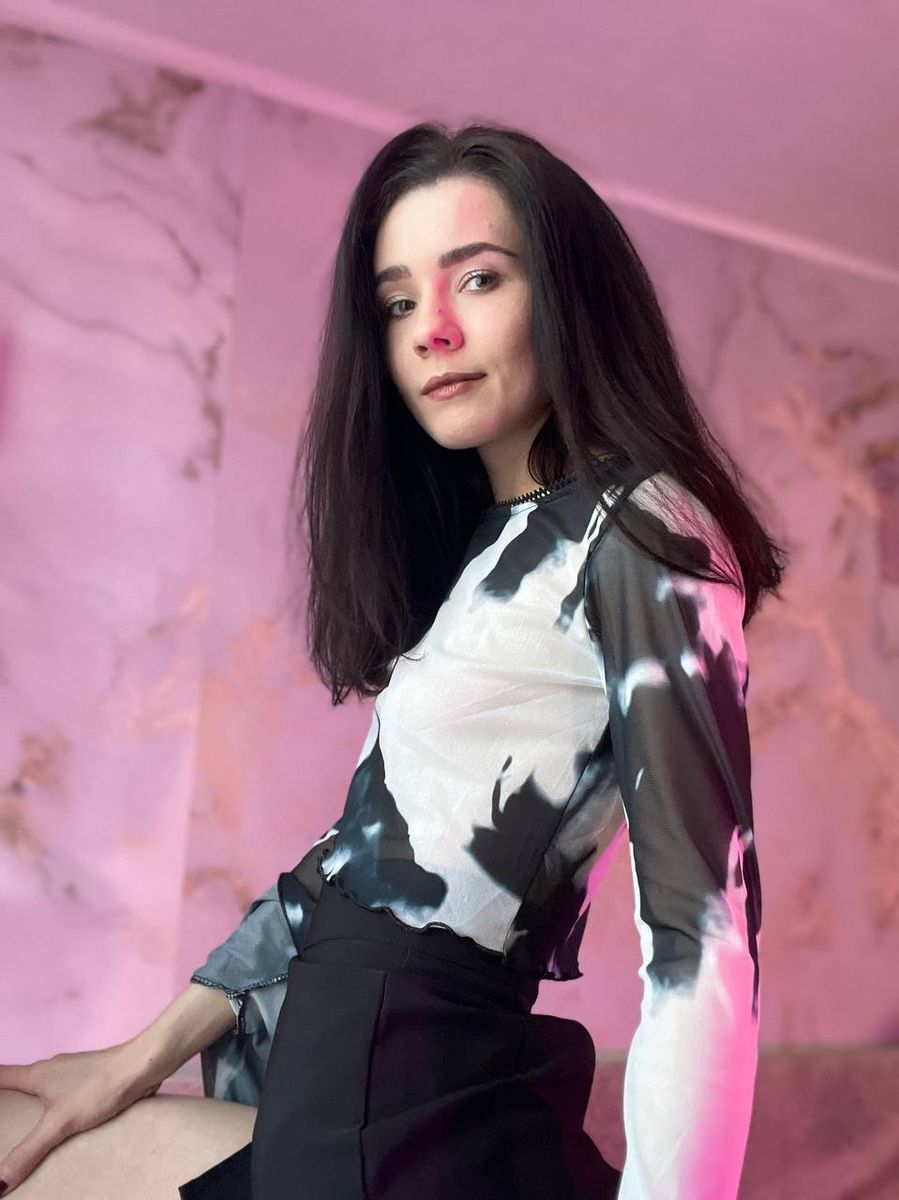 Ammy Skype - SkyPrivate Girl Profile & Live Cam Show SkyPrivate