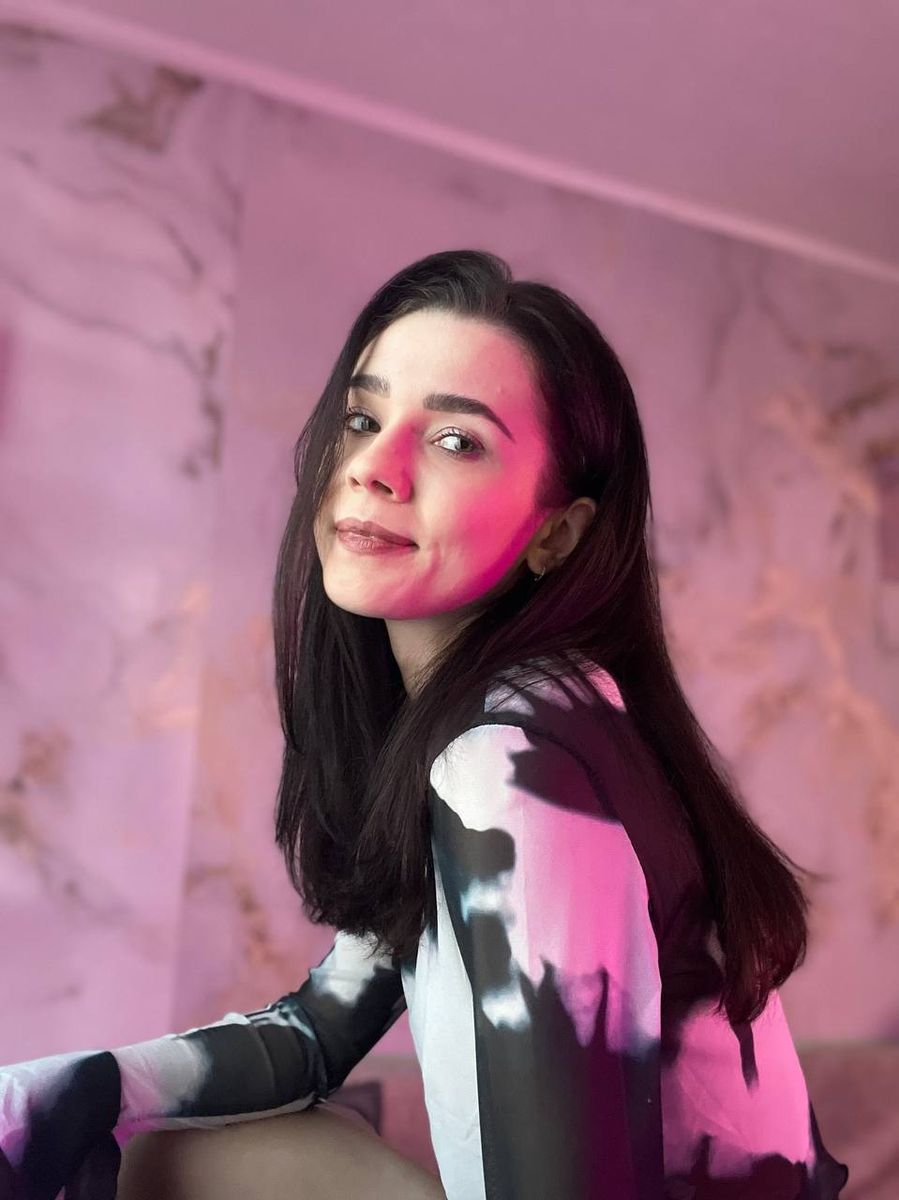 Ammy Skype - SkyPrivate Girl Profile & Live Cam Show SkyPrivate