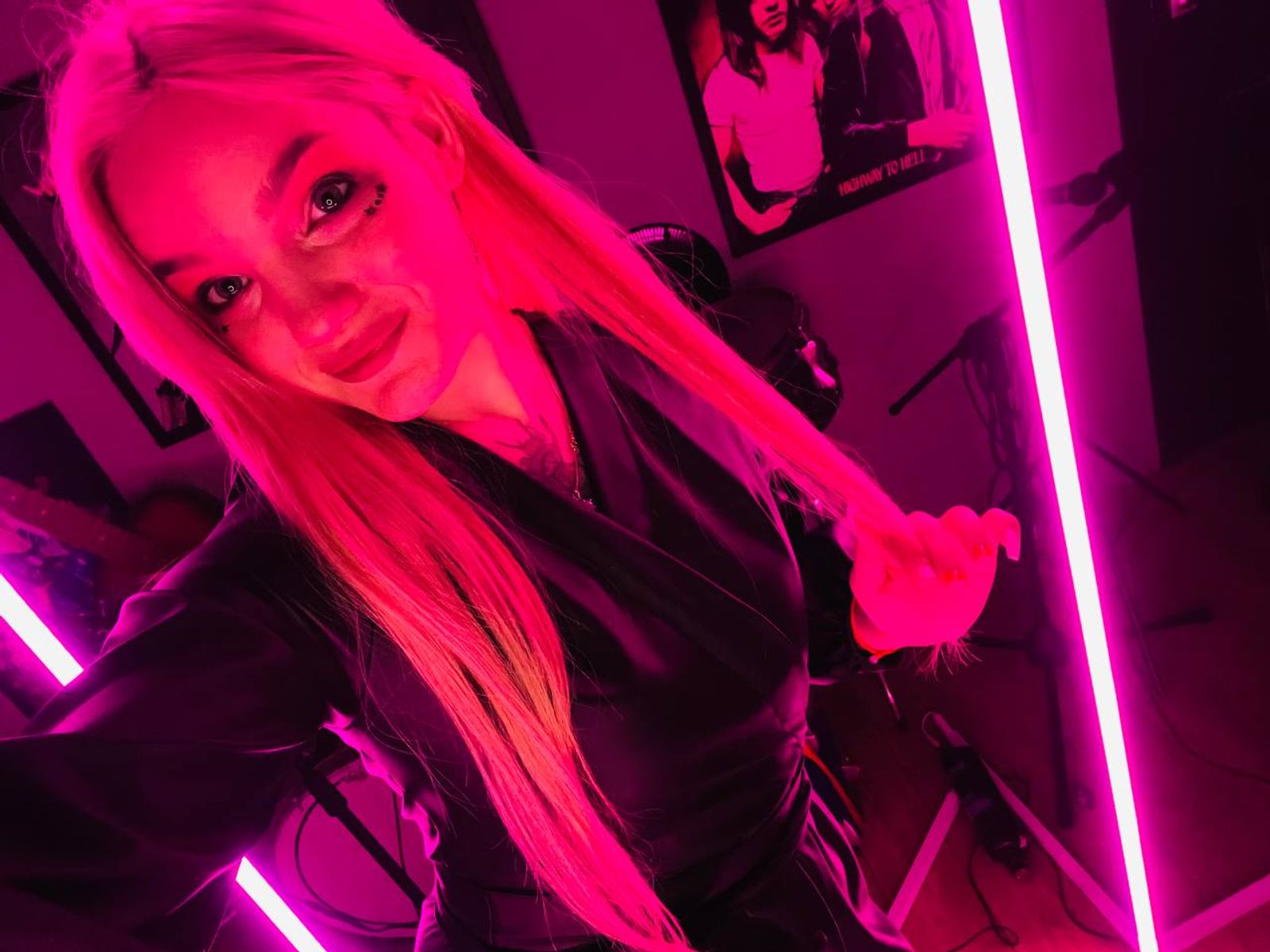 JESSICA_PHILLIPS ️ Live Cams | Teams, Discord & Telegram