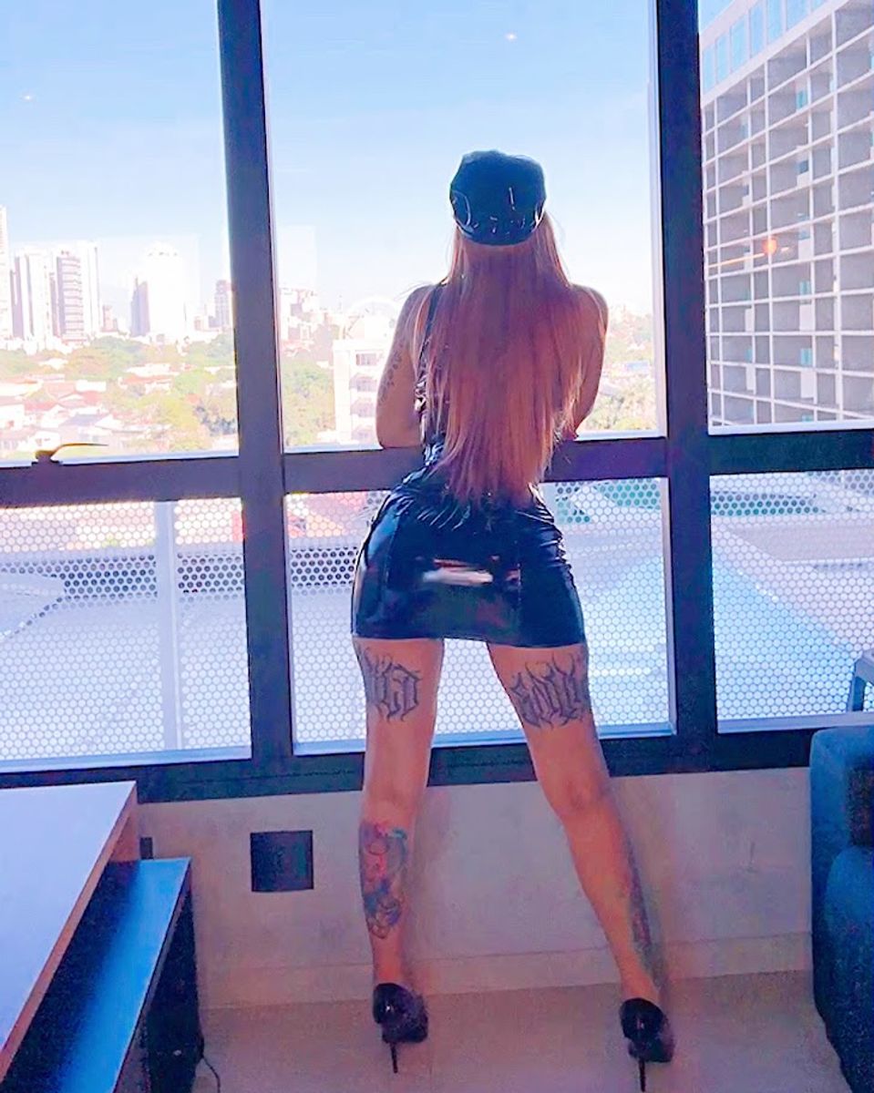 Donnatrix Queen ️ Live Cams | Skype, Teams, Discord & Telegram