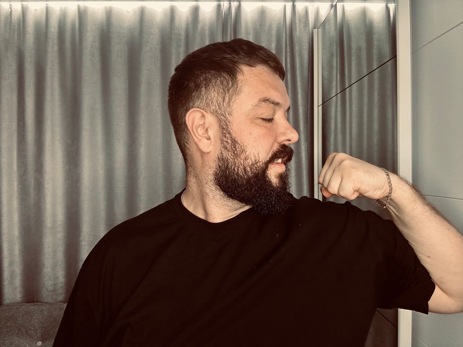 BearBoy ️ Live Cams | Skype, Teams, Discord & Telegram