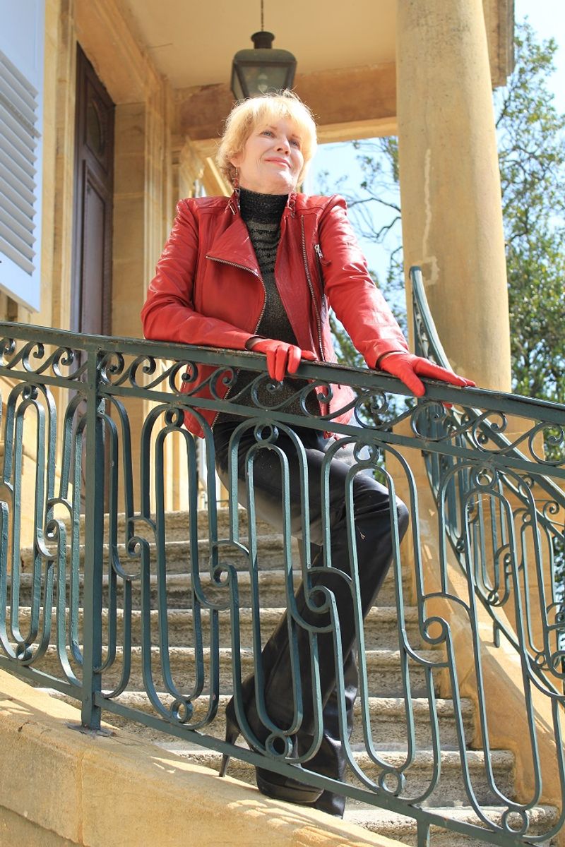 Sindee Dix Skype - live web cam show