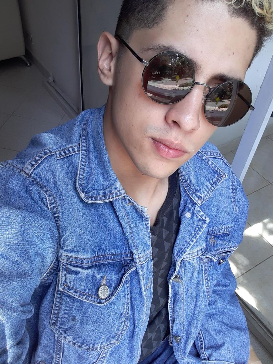 Tommy Simons ️ Live Cams | Skype, Teams, Discord & Telegram