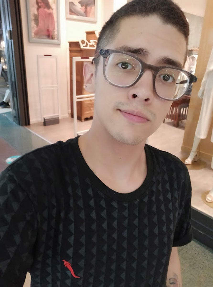 Tommy Simons ️ Live Cams | Teams, Discord & Telegram