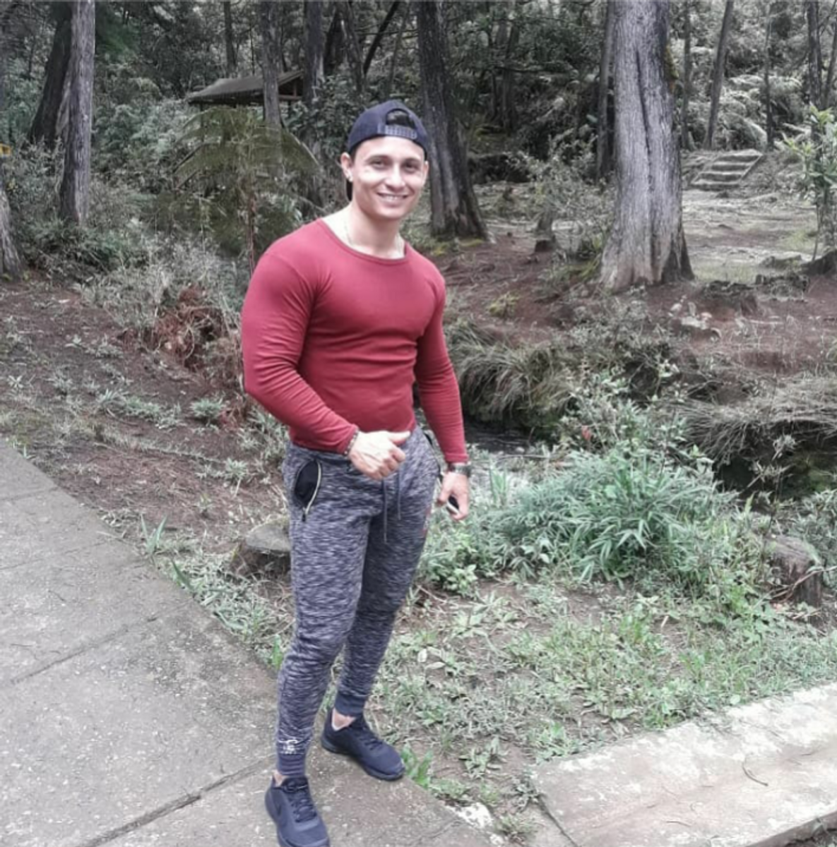 Adonisking ️ Live Cams | Skype, Teams, Discord & Telegram