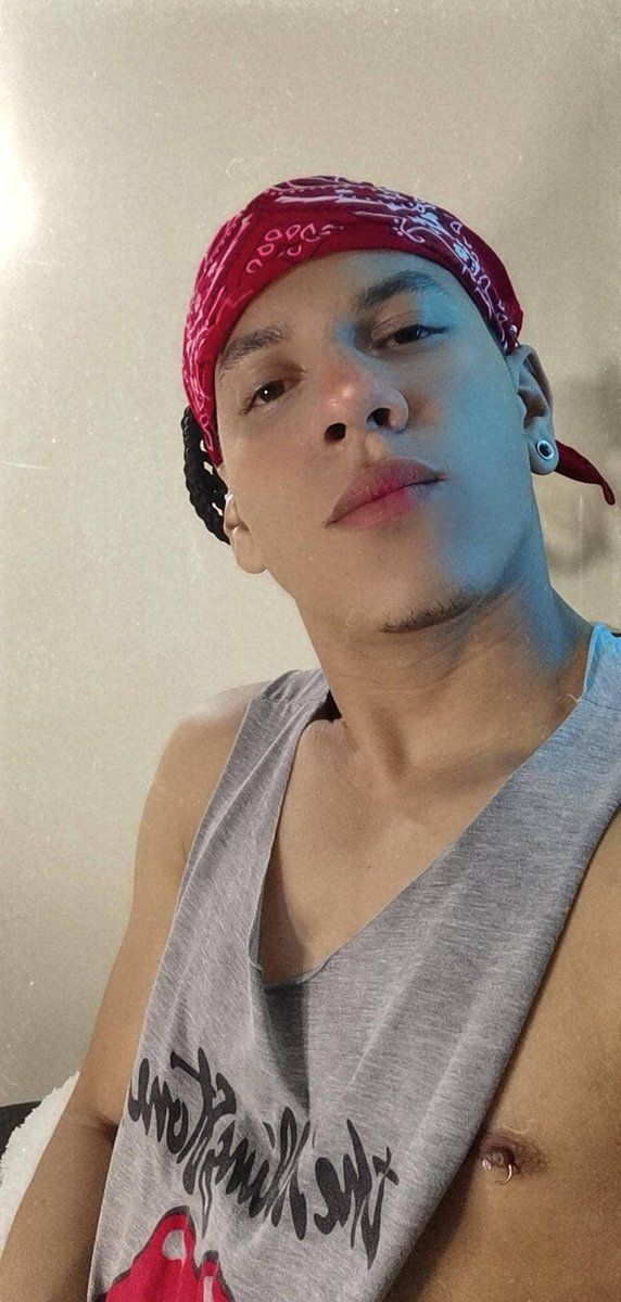 Male Profile & Live Cam Show SkyPrivate