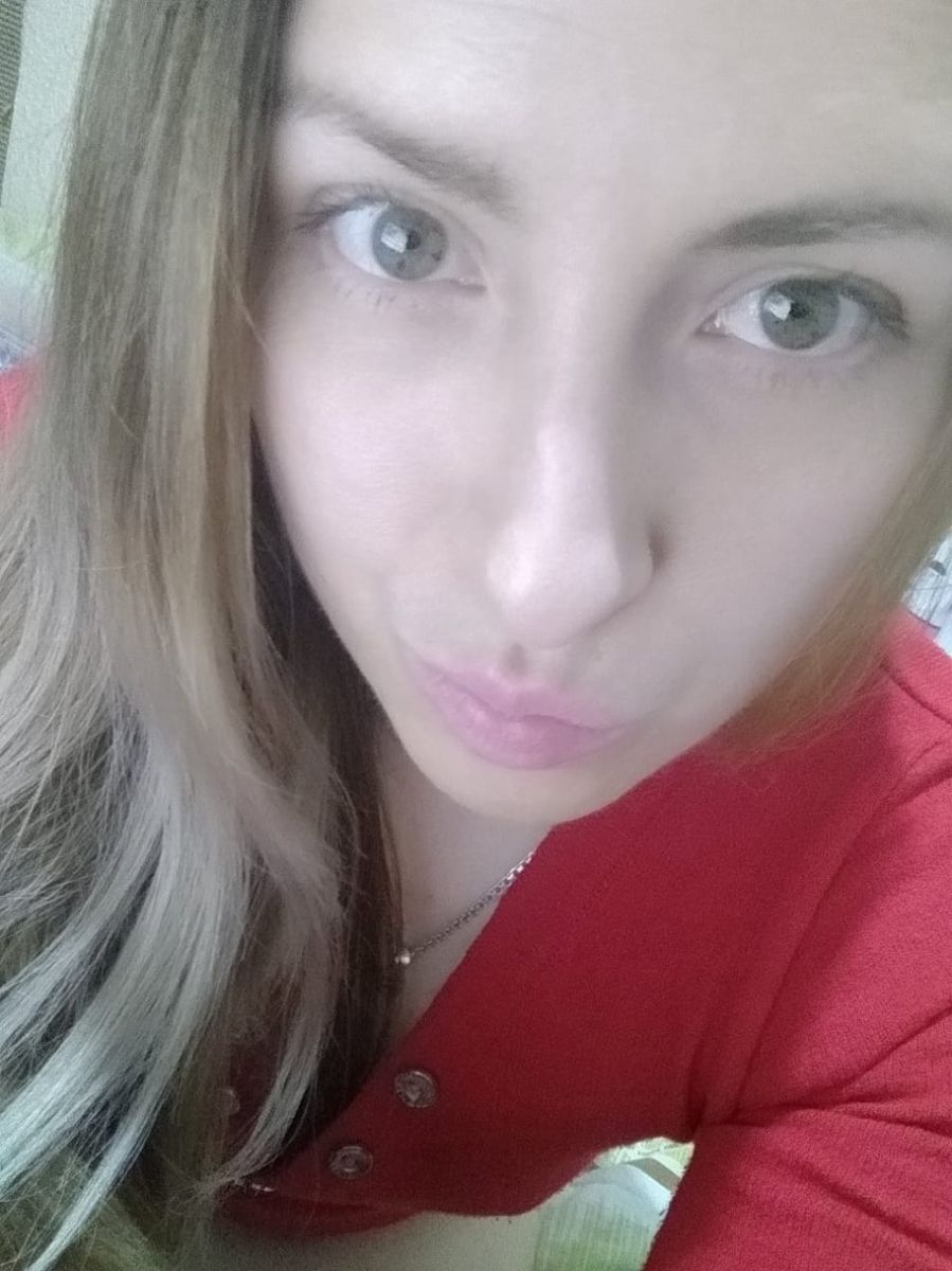 hillary love Skype - live web cam show