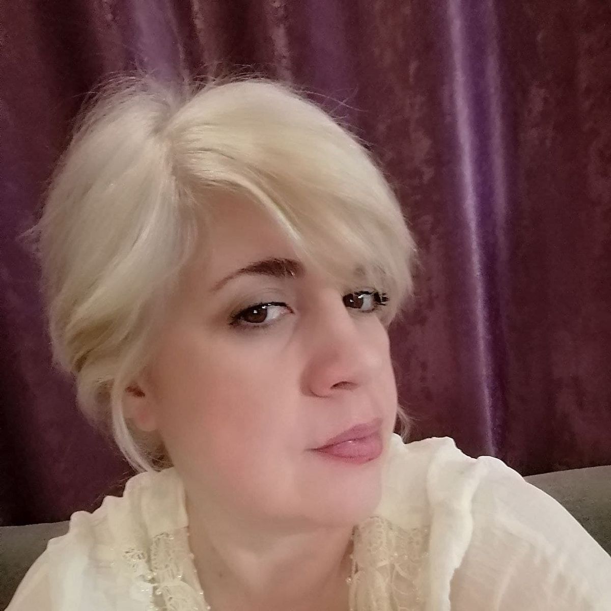 Bad Betty ️ Live Cams | Skype, Teams, Discord & Telegram