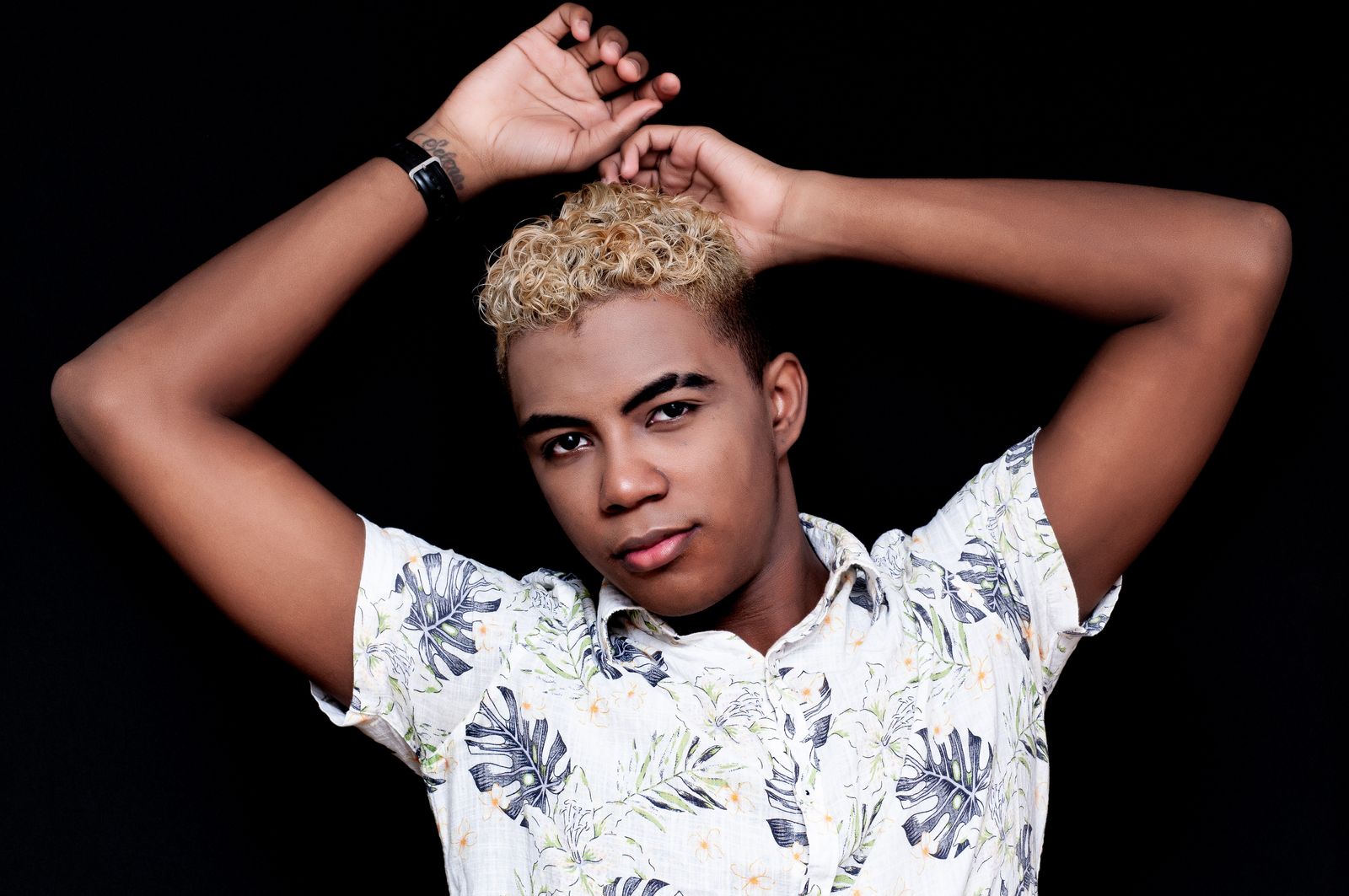 Mariano Rey ️ Live Cams | Skype, Teams, Discord & Telegram