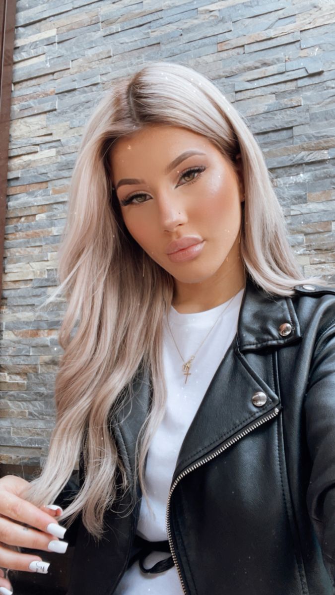 Emily Luna ️ Live Cams | Skype, Teams, Discord & Telegram