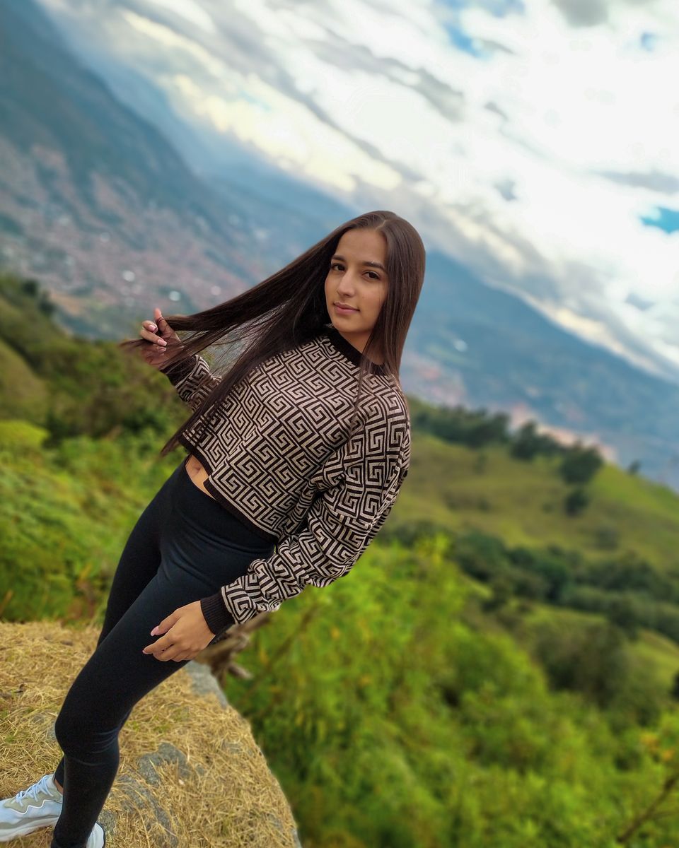 Gemira ️ Live Cams | Skype, Teams, Discord & Telegram