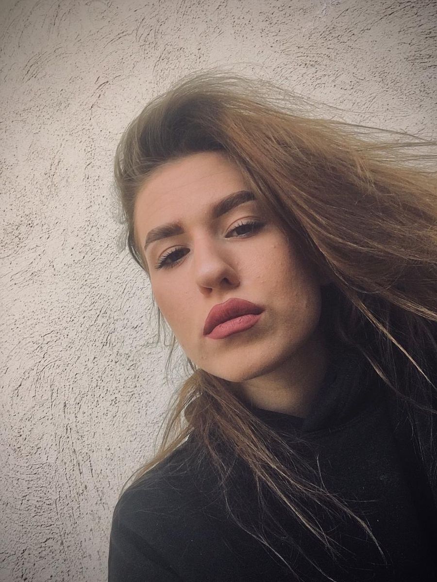 Kelly ️ Live Cams | Skype, Teams, Discord & Telegram