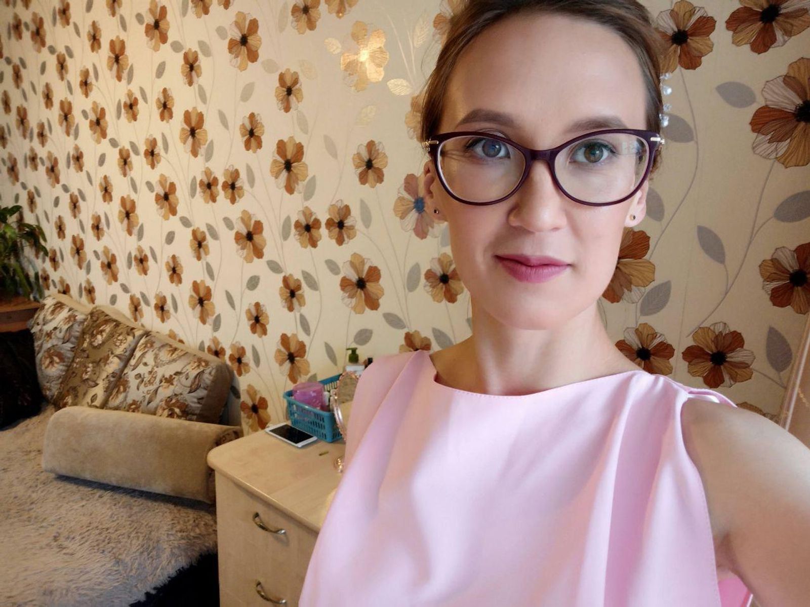 Female Profile And Live Cam Show Skyprivate
