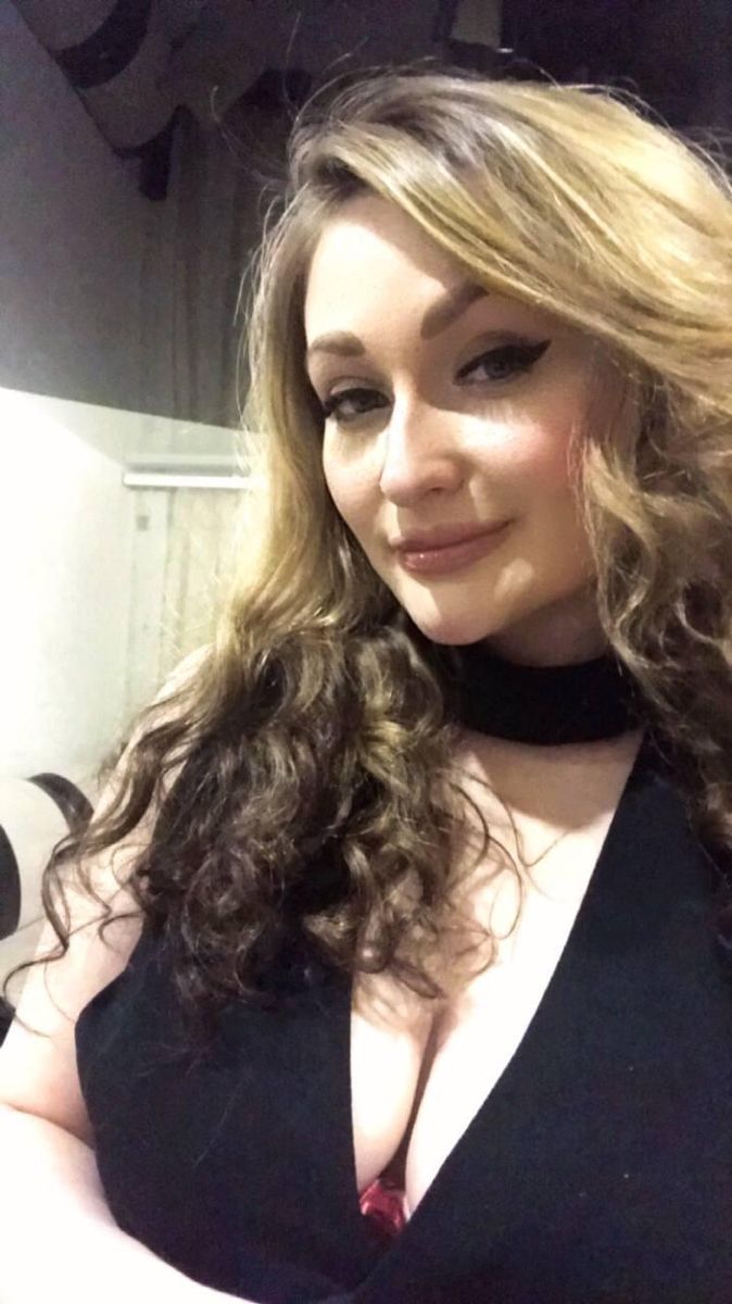 Polly_loo ️ Live Cams | Skype, Teams, Discord & Telegram