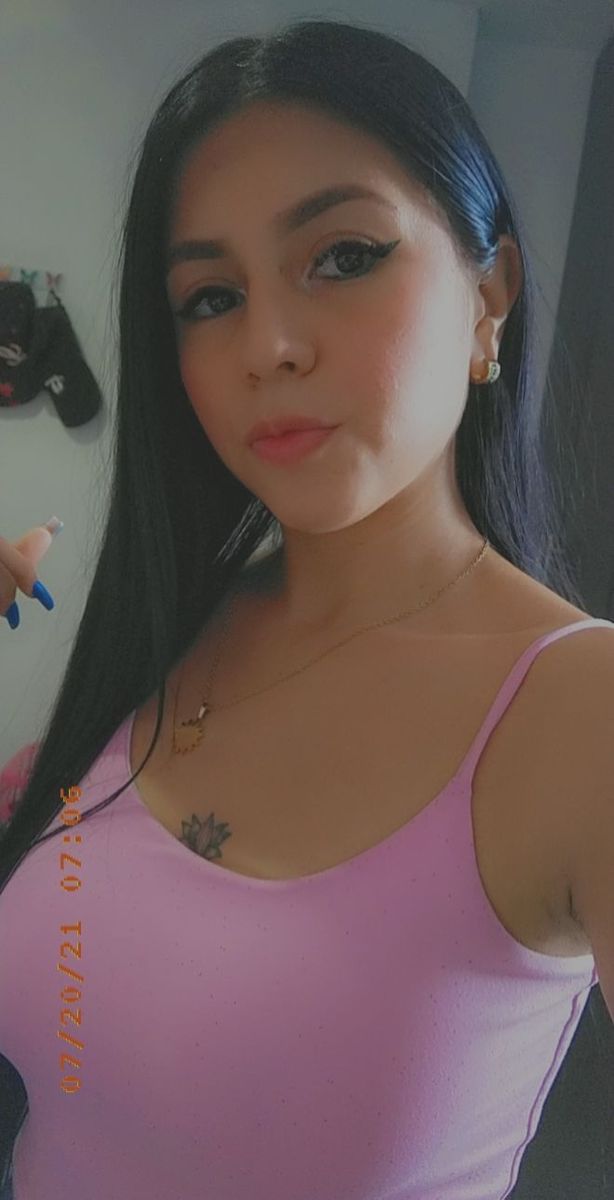 Female Profile And Live Cam Show Skyprivate