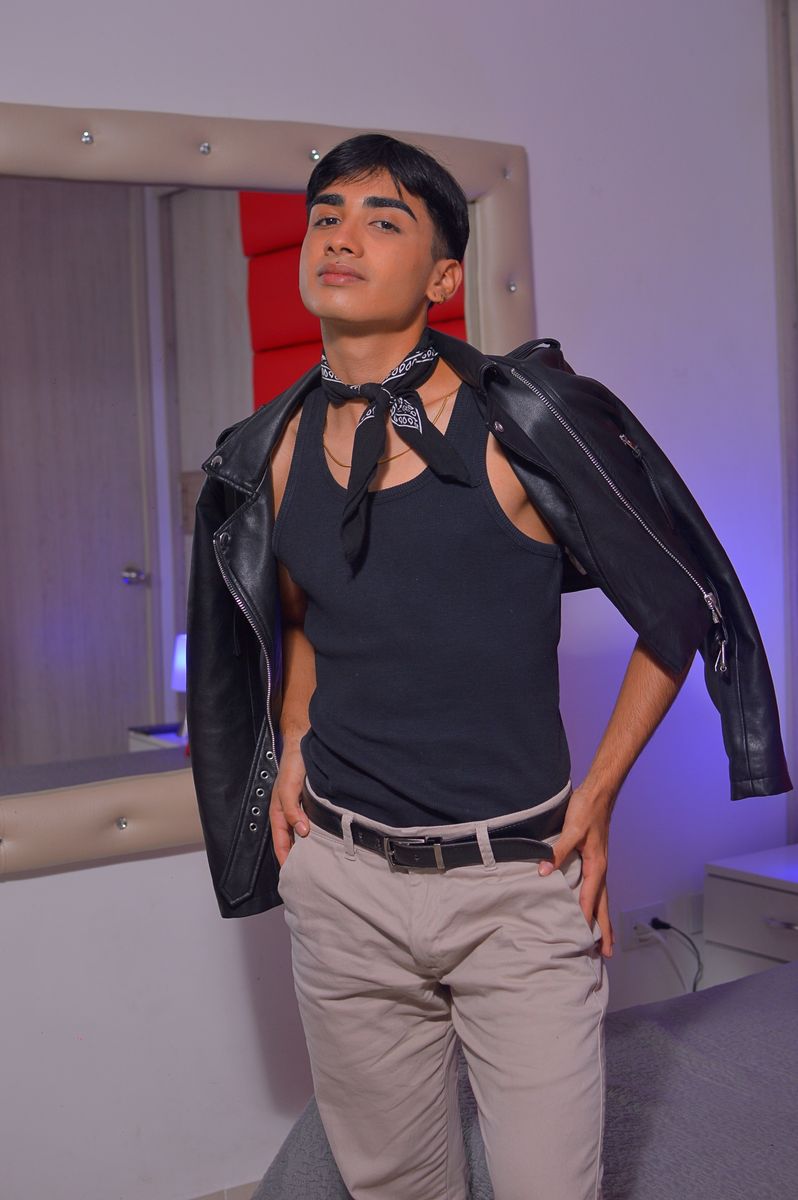 AngelsThomson Skype - SkyPrivate Girl Profile & Live Cam Show SkyPrivate