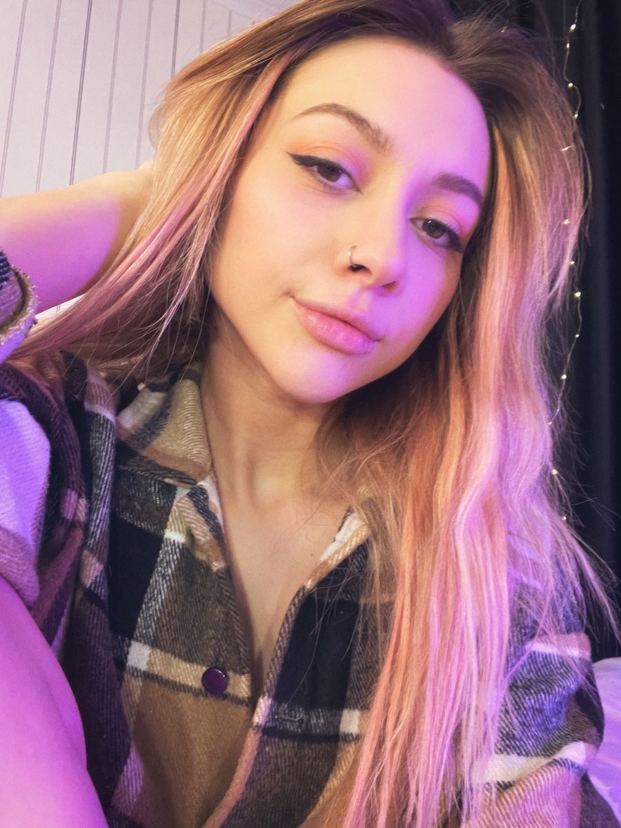 Nikki Moon ️ Live Cams | Teams, Discord & Telegram