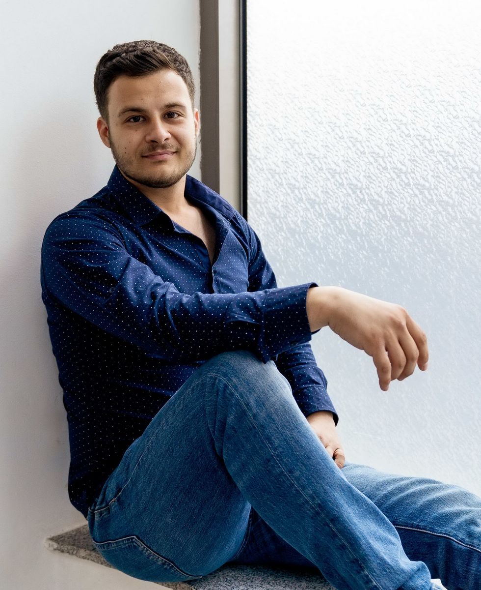 GregoryBlayne Skype - live web cam show - SkyPrivate