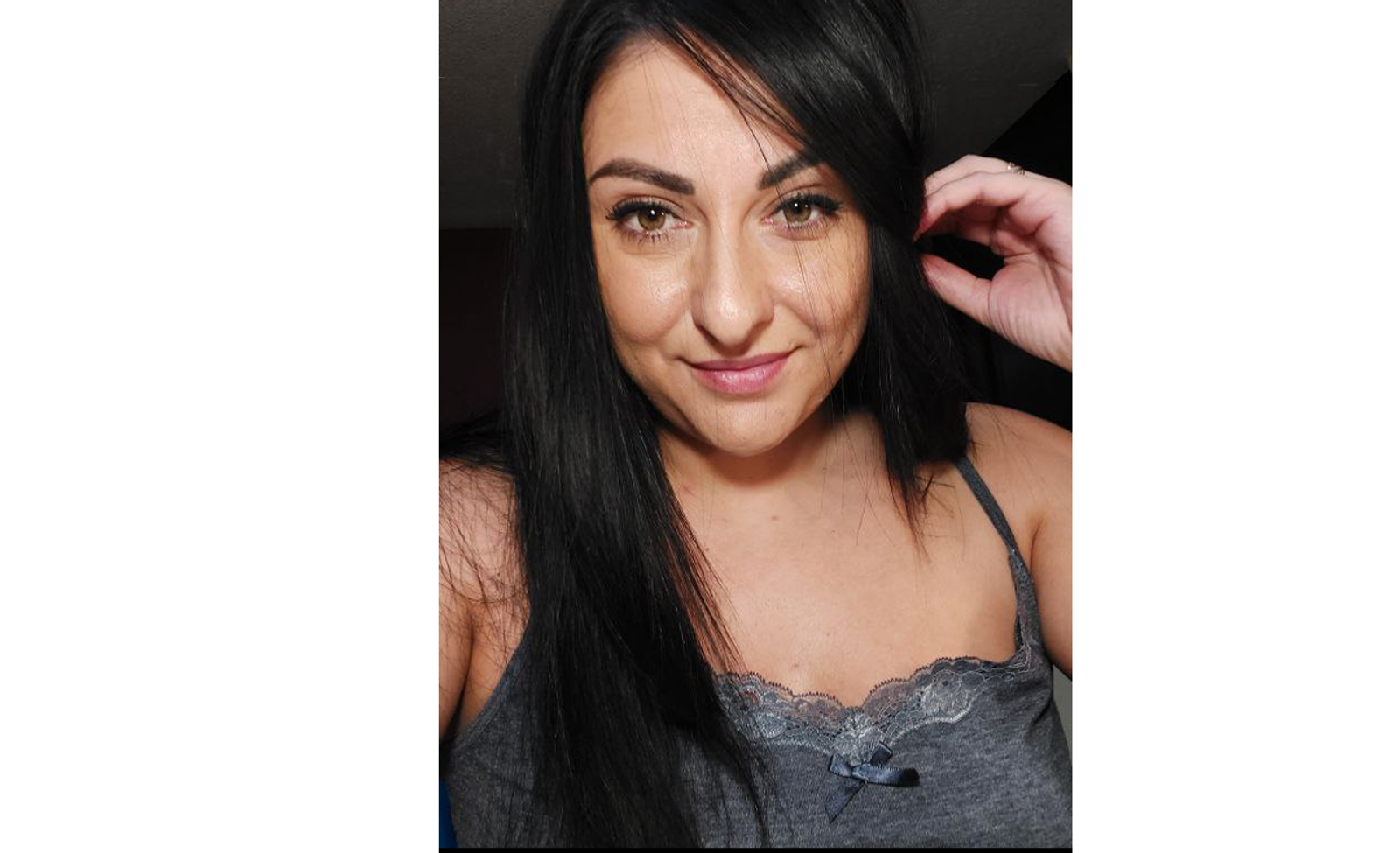 Lily Skype Luxuretv Life Girl Profile And Live Cam Show Luxuretv Life