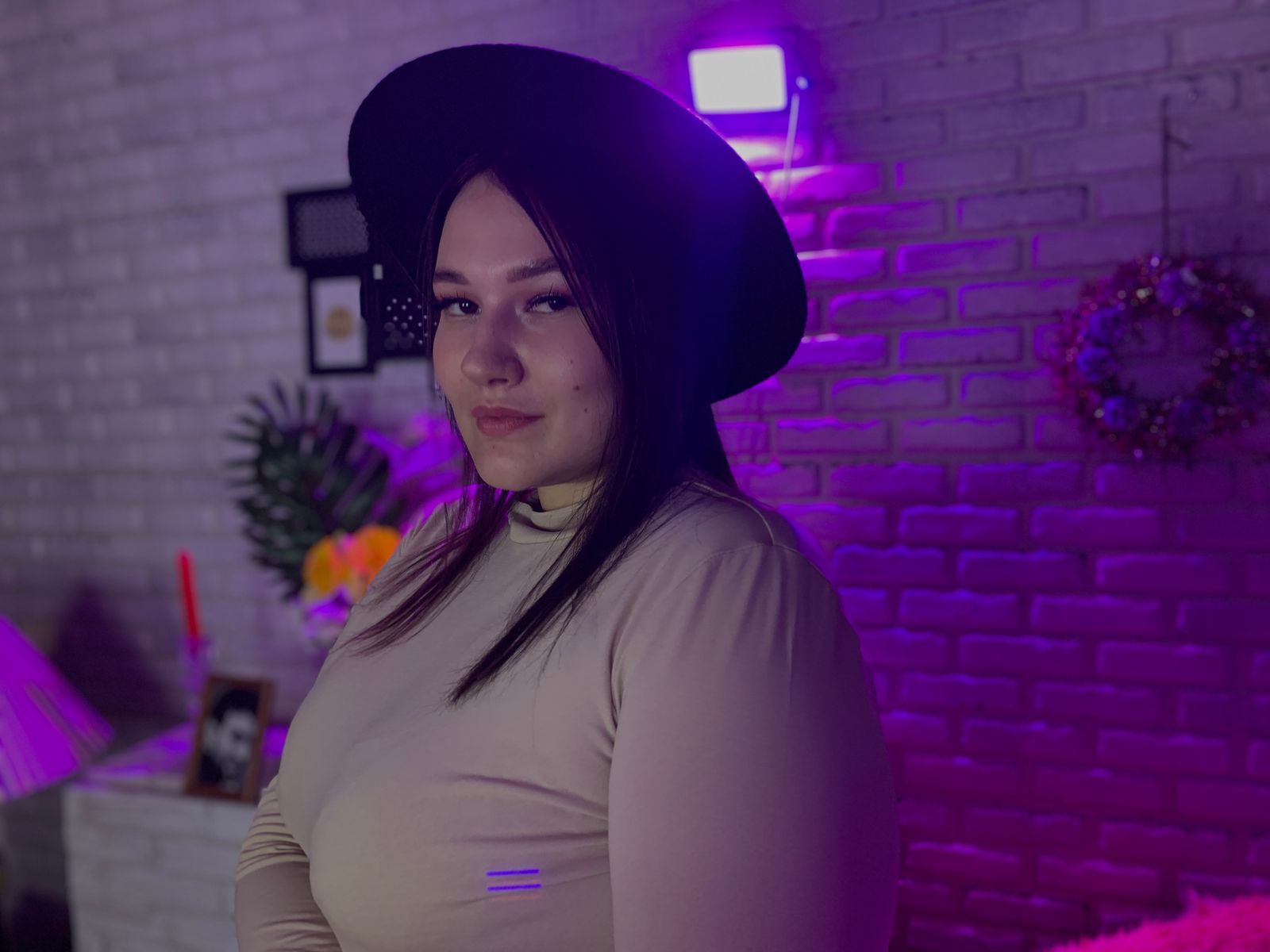 Nicole ️ Live Cams | Skype, Teams, Discord & Telegram