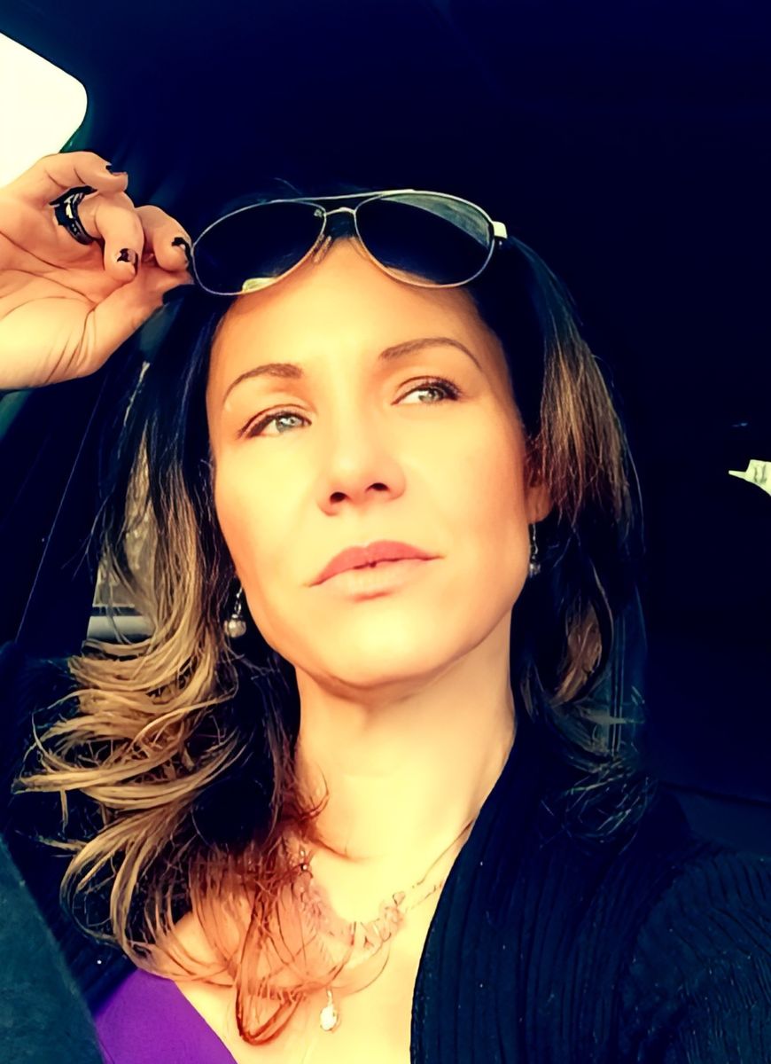 RayVe DeLone Skype - SkyPrivate Girl Profile & Live Cam Show SkyPrivate