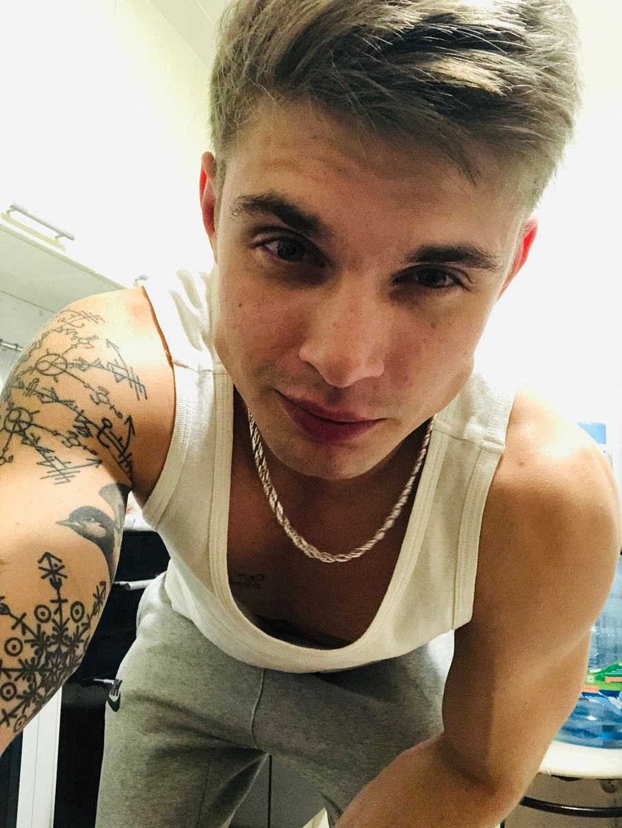 Makswolfis ️ Live Cams Skype Teams Discord And Telegram