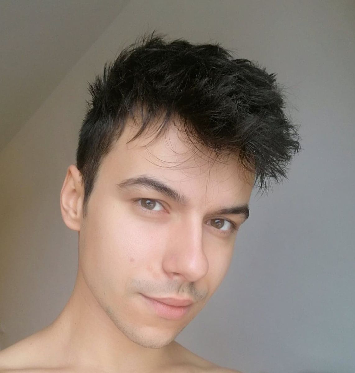 Ari Beau ️ Live Cams | Skype, Teams, Discord & Telegram