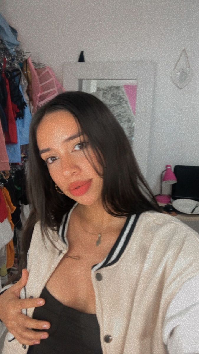 Elsakiss Skype Skyprivate Girl Profile And Live Cam Show Skyprivate