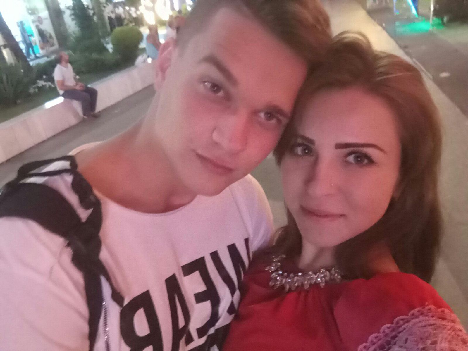Female Profile And Live Cam Show Skyprivate