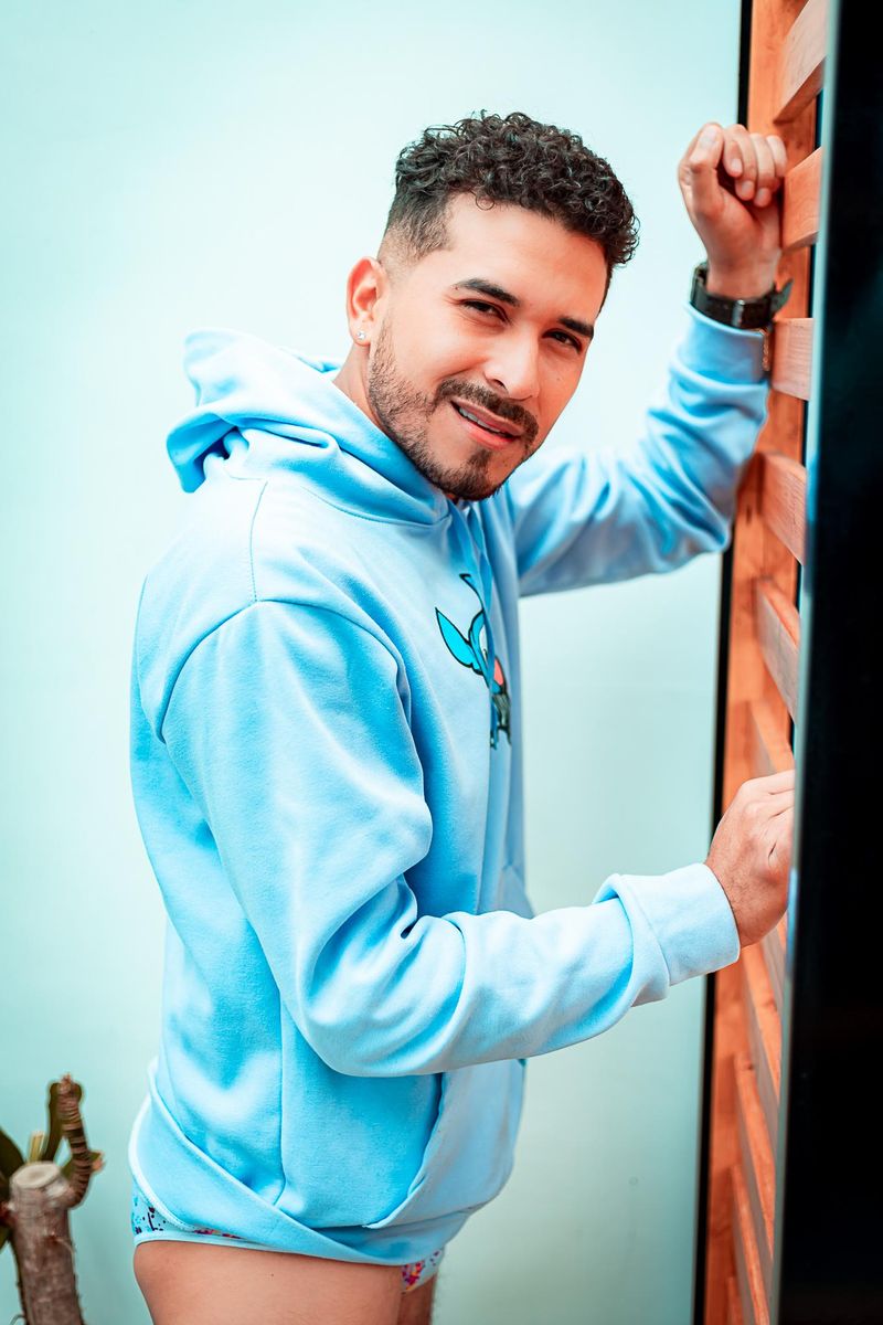 Felipe Felix Skype - SkyPrivate Male Profile & Live Cam Show SkyPrivate