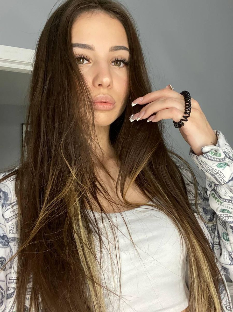 Maddy ️ Live Cams | Skype, Teams, Discord & Telegram