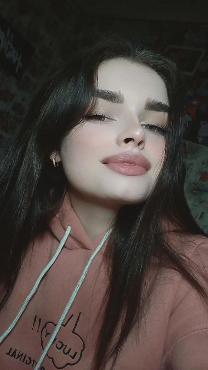 Emilia Noir Skype Skyprivate Girl Profile And Live Cam Show Skyprivate