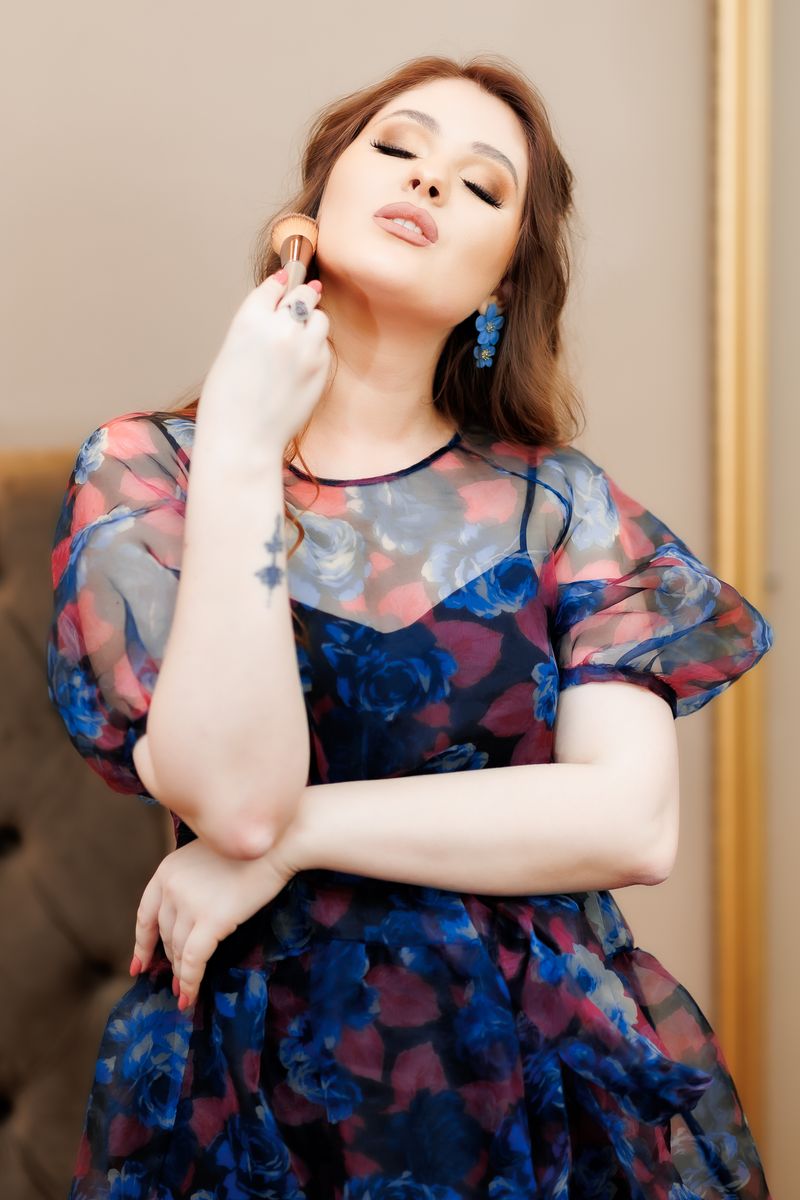 Female Profile And Live Cam Show Skyprivate