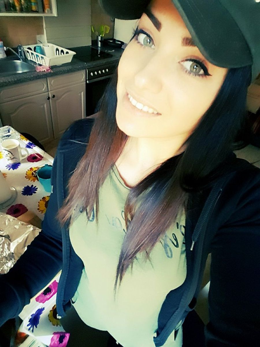 Abby ️ Live Cams | Teams, Discord & Telegram