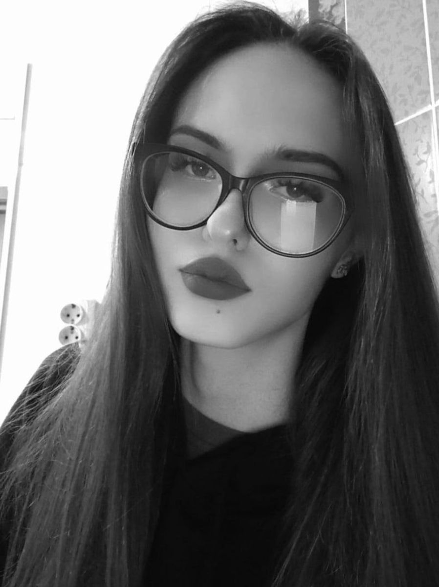 Rebecca ️ Live Cams | Teams, Discord & Telegram