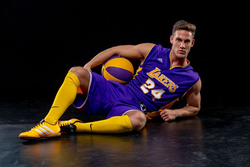 Alton Lewis ️ Live Cams | Skype, Teams, Discord & Telegram