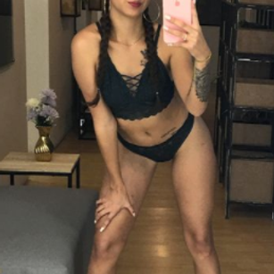 Female Profile & Live Cam Show aporntv.life