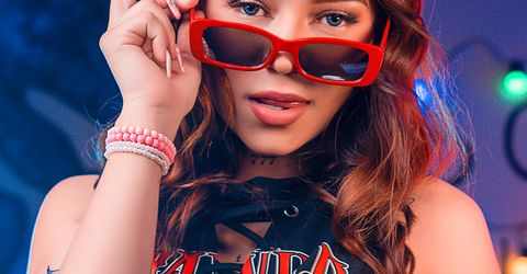 Antonella Riva Skype - SkyPrivate Girl Profile & Live Cam Show SkyPrivate