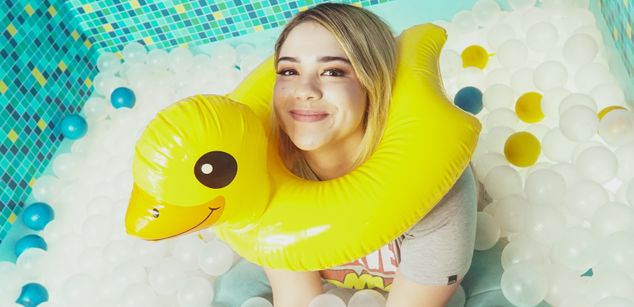 Amber_Duran Skype - live web cam show - SkyPrivate